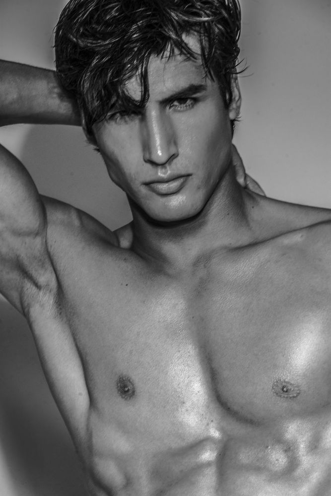 Gustavo Granados Model Management - MEN